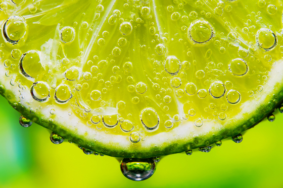 Limeta neboli limetka, zelená sestra citronu. Znáte její využití ...